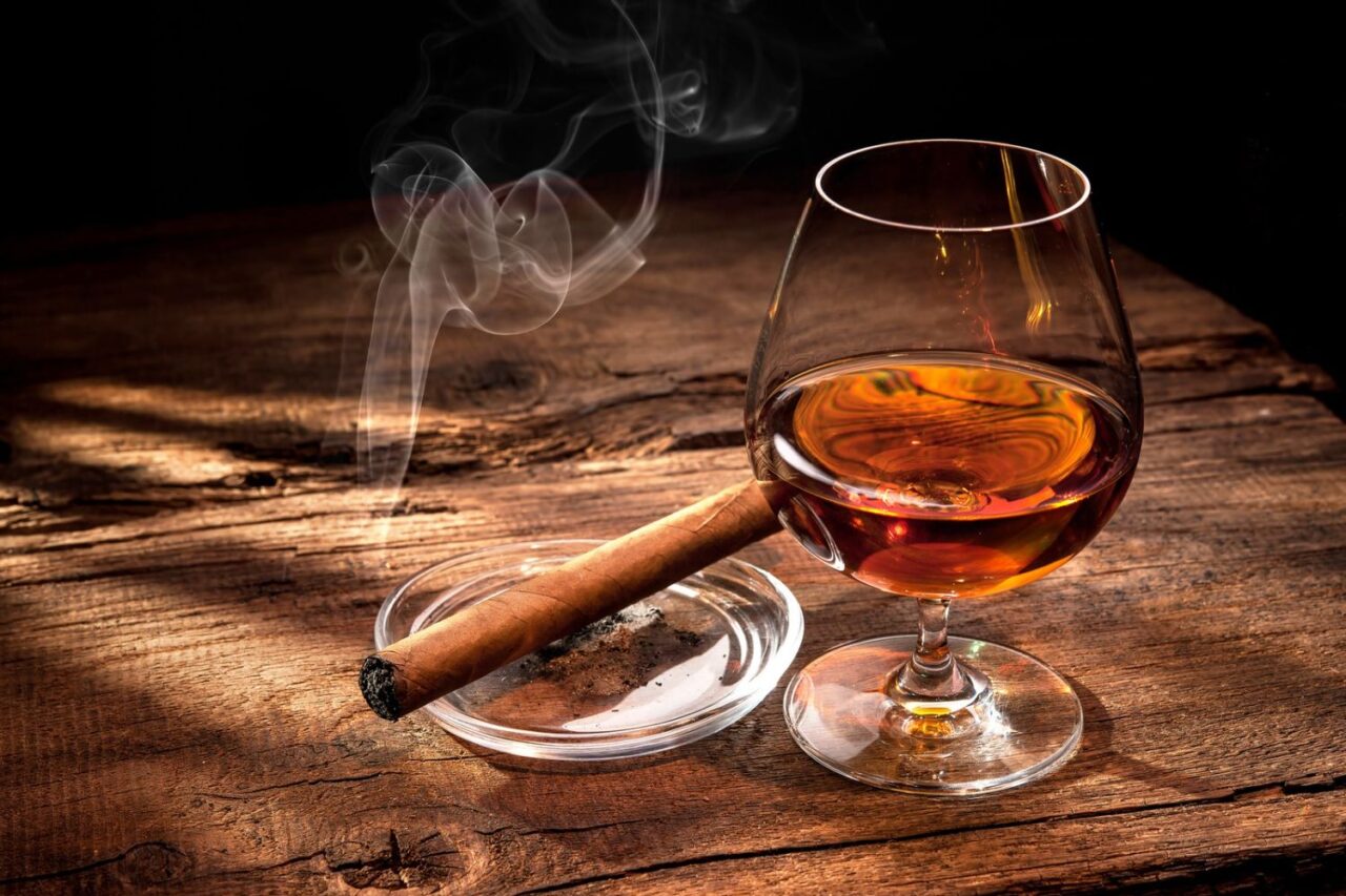 Alles über Whisky: Definition, Eigenschaften und Ursprung